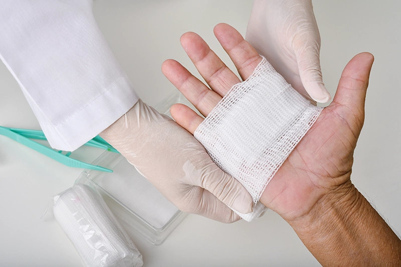 Signs a Wound Infection Is Getting Worse | When to See a Doctor | Wound ...